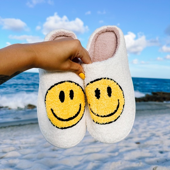 dilonardodesigns | Shoes | Yellow Smiley Face House Slippers | Poshmark